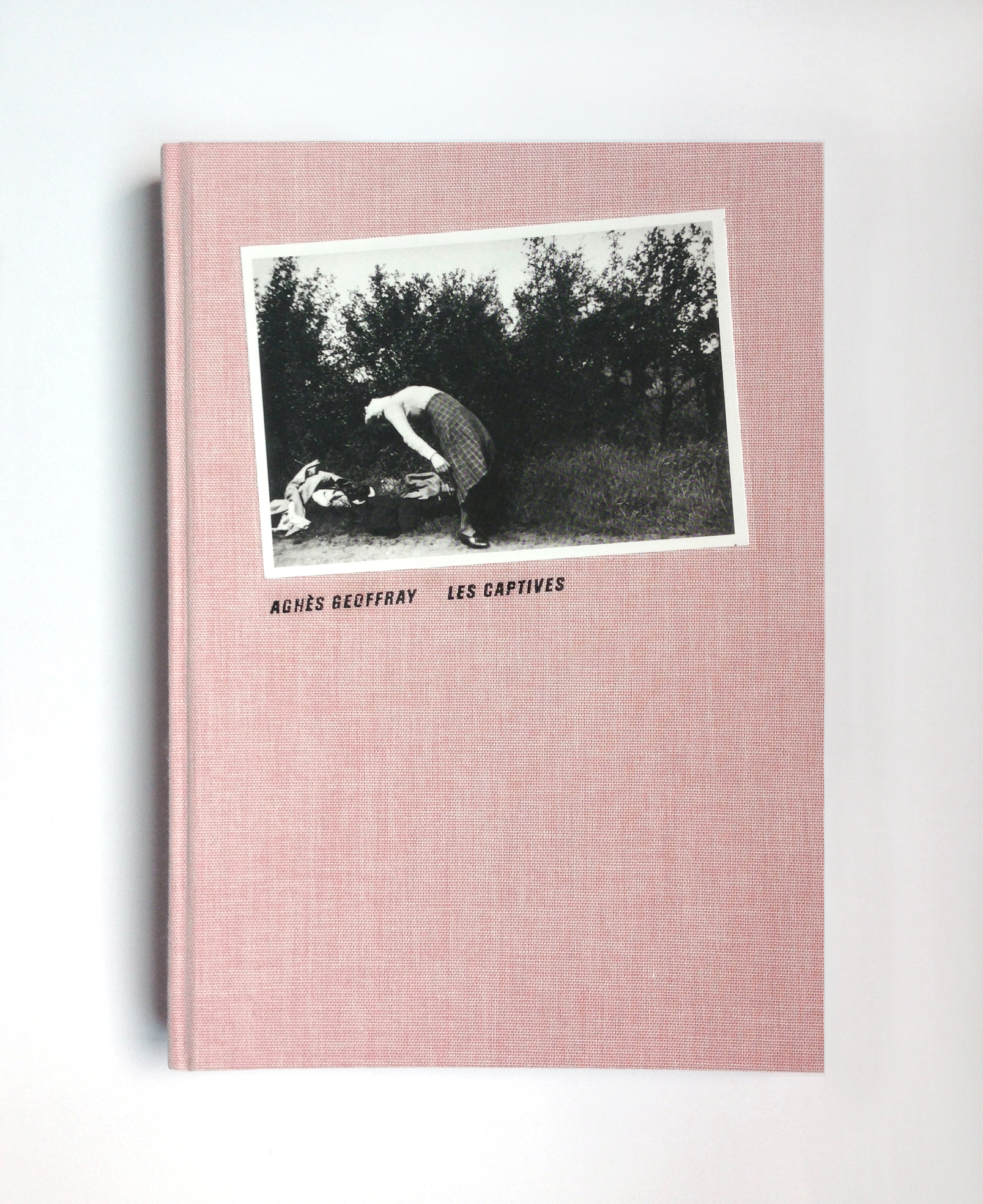 Publication LES CAPTIVES